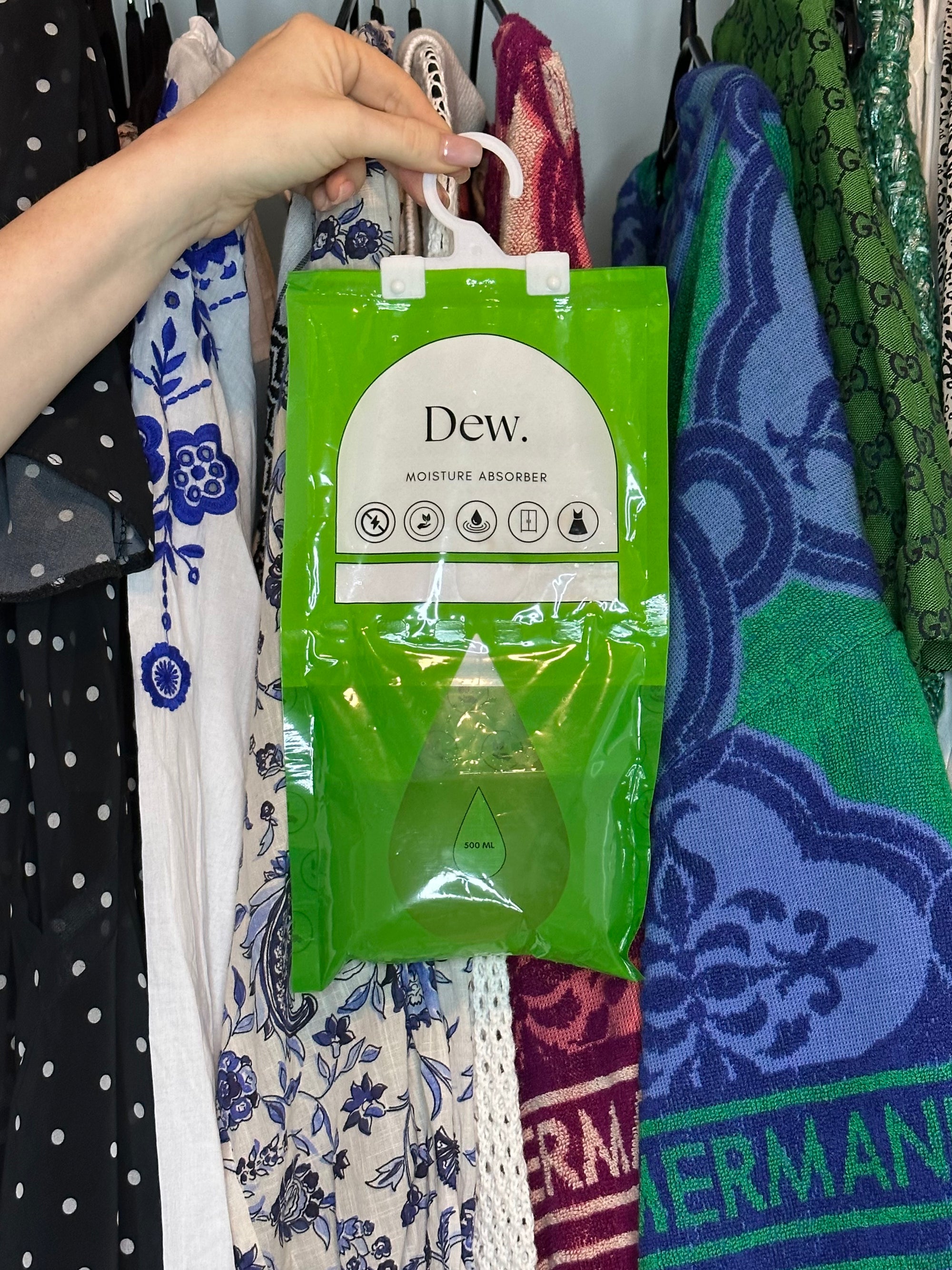 Dew. | Hanging Moisture Absorbers